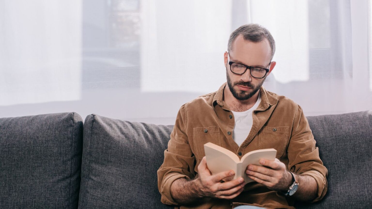 18 Must-Read Books for Intellectual Minds