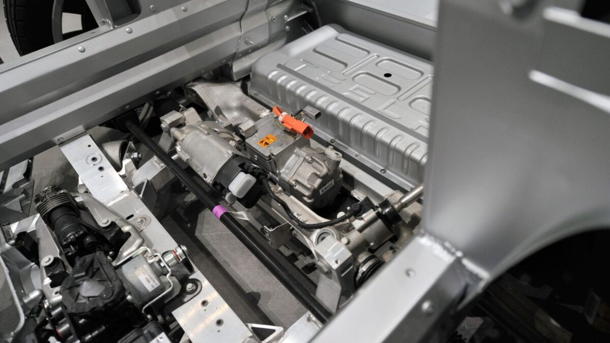 15 Ways Tesla Drivers Annoy People